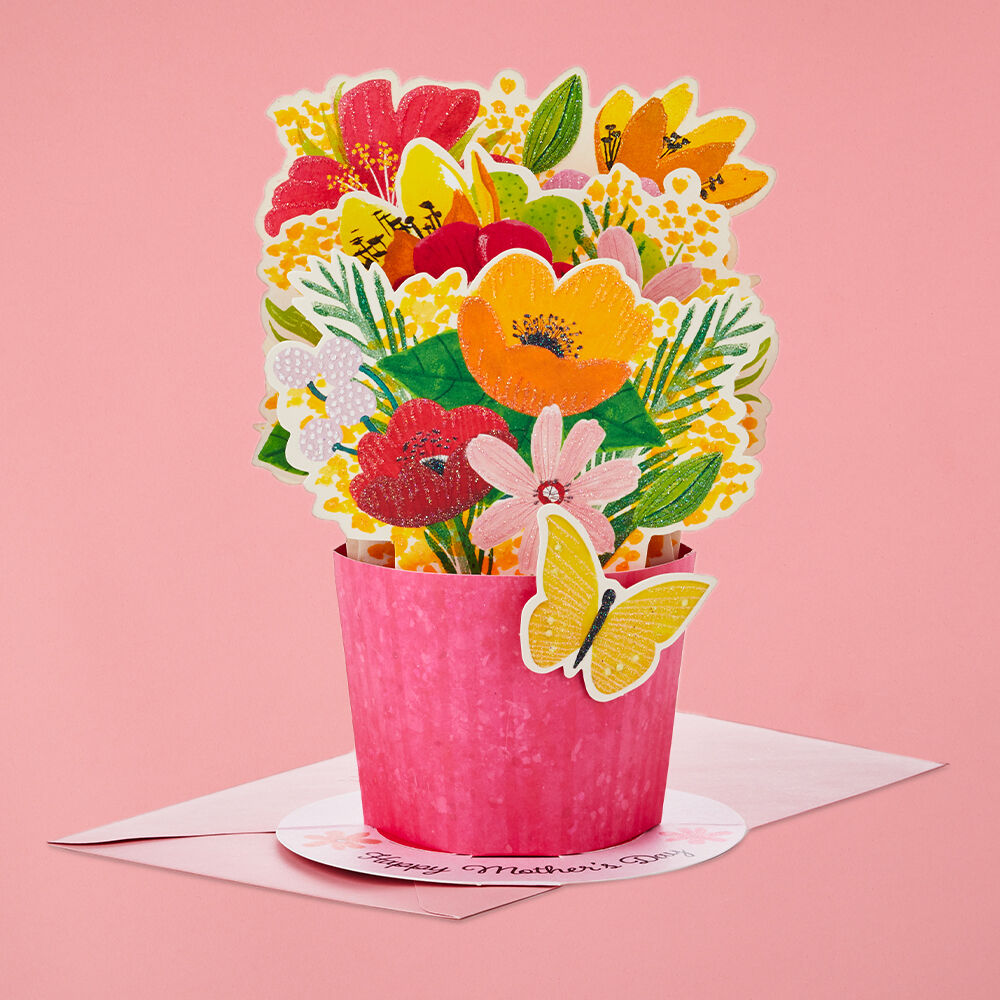 14 Ideas for Saving Your Favorite Cards and Letters | Hallmark Ideas ...