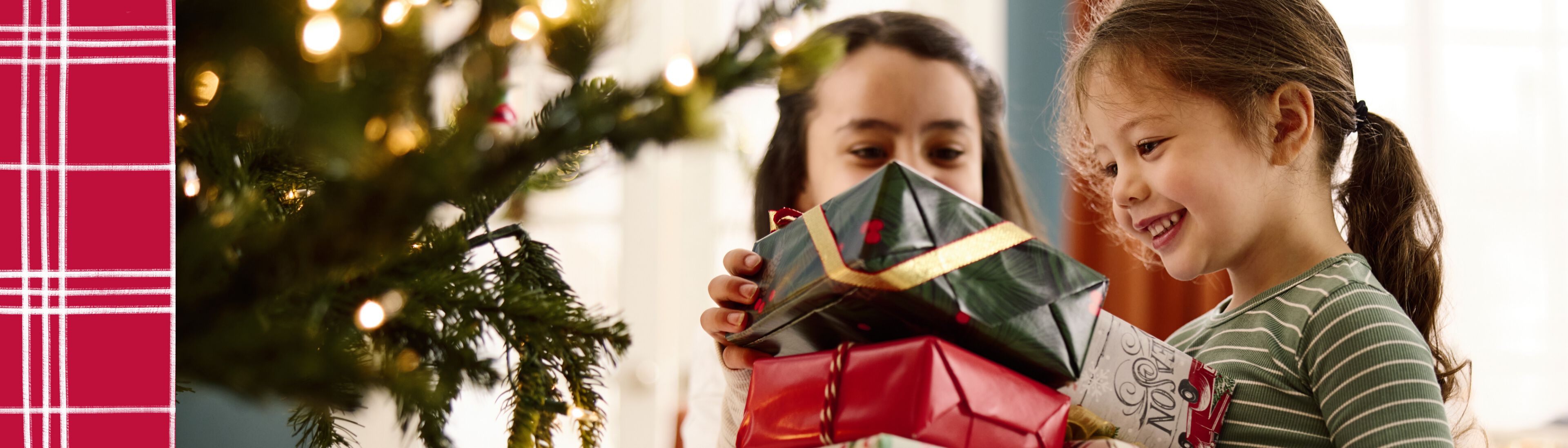 Christmas Cards, Gifts, Ornaments & Decorations | Hallmark