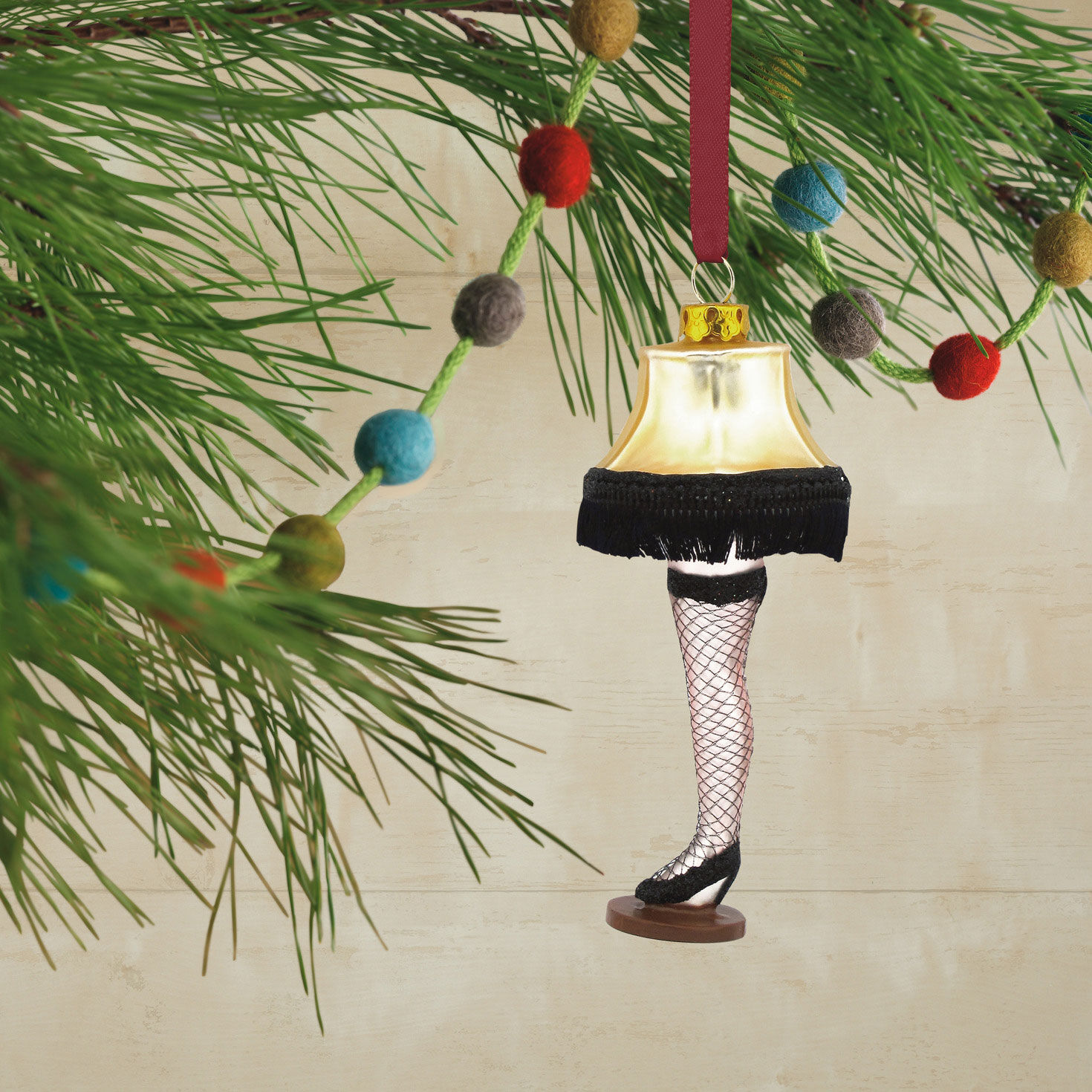 A Christmas Story™ Leg Lamp Blown Glass Hallmark Ornament - Hallmark ...