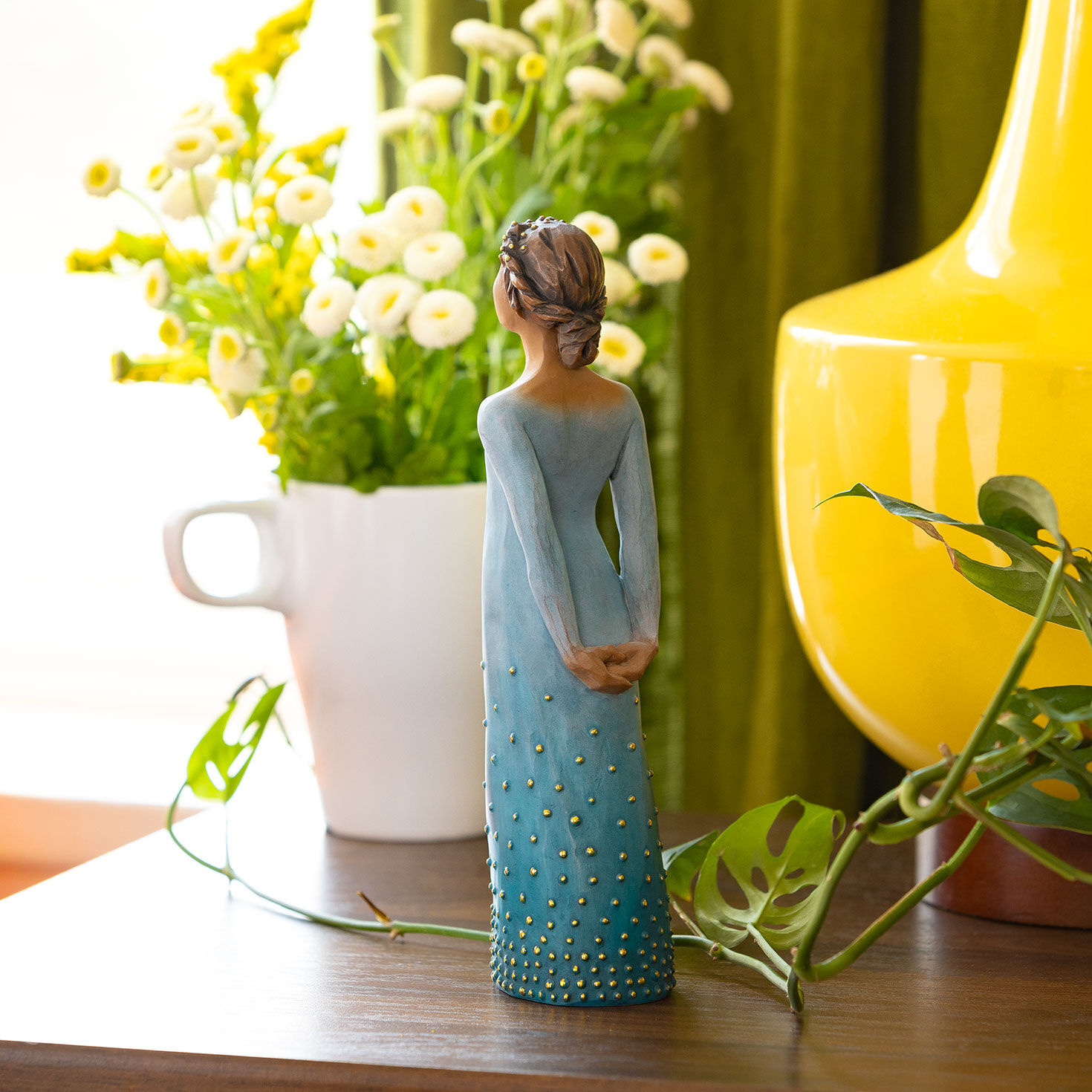 Willow Tree Radiance Woman Figurine—Brown Skin Tone, 7.5" - Figurines ...