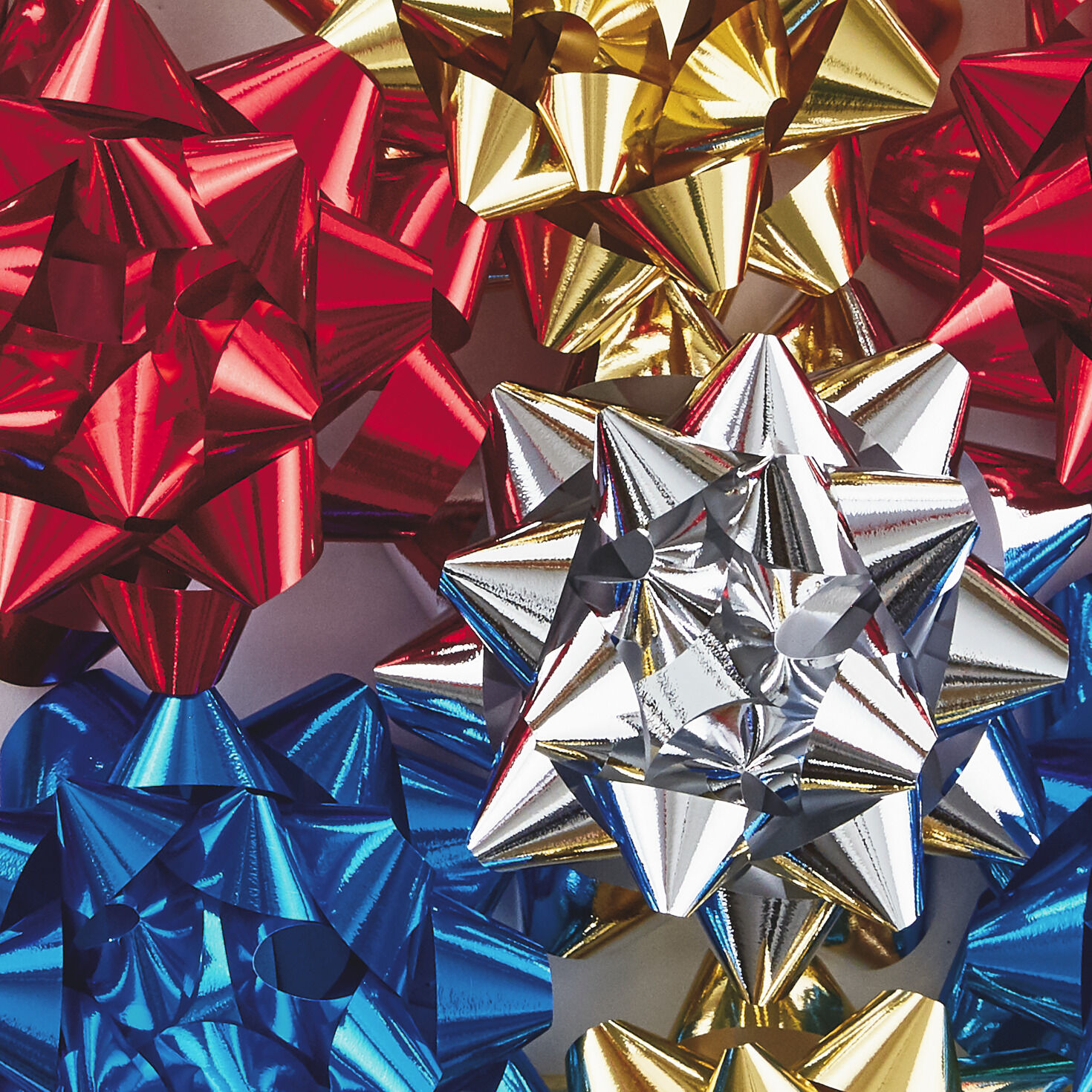 Assorted 12-Pack Red, Blue, Gold and Silver Gift Bows - Bows & Ribbons ...