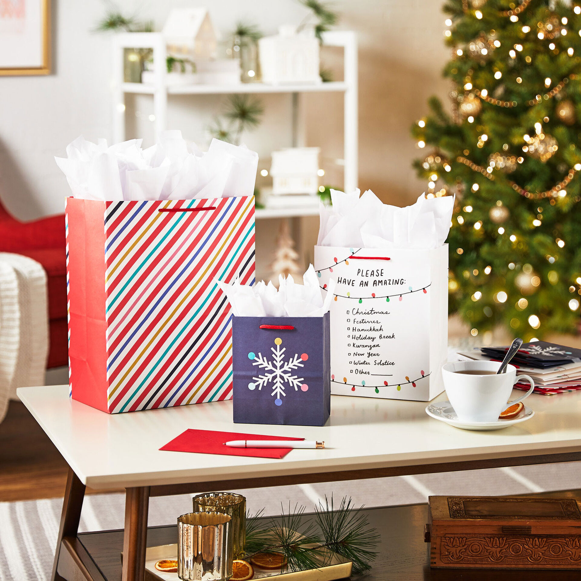 Merry and Fun 8-Pack Holiday Gift Bags, Assorted Sizes and Designs ...