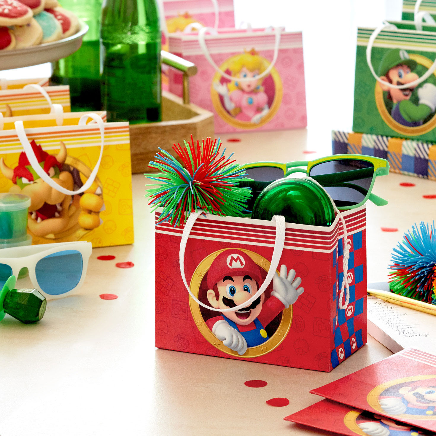 4" Nintendo Super Mario™ Friends Mini Horizontal Gift Bag Bundle, Set ...