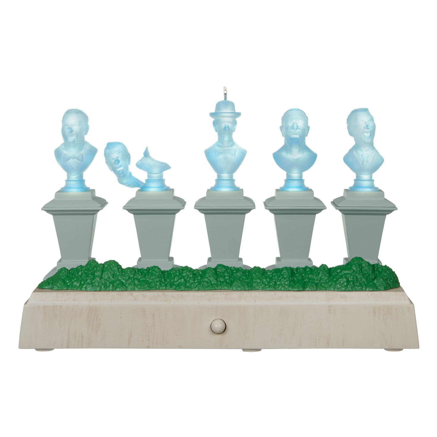 Hallmark Haunted Mansion Ornament 2025 - Luca Rosetta Hallmark Haunted Mansion Ornament 2025 - Luca Rosetta