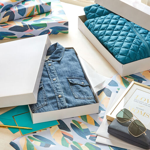 Gift Boxes | Hallmark