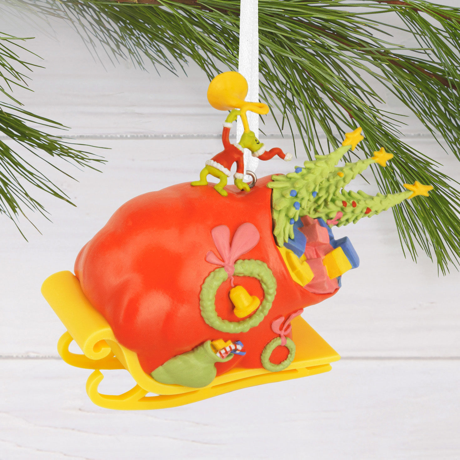 Dr. Seuss's How the Grinch Stole Christmas!™ Grinch on Sleigh Hallmark ...