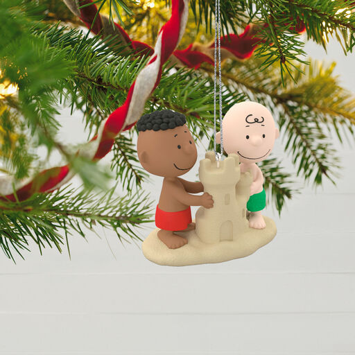 Peanuts® Gifts, Cards & Ornaments | Hallmark
