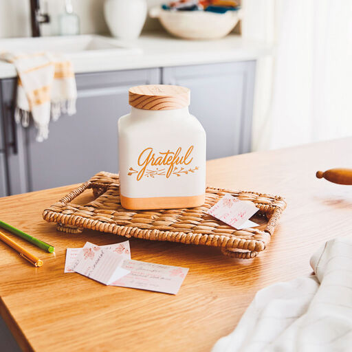 Thanksgiving | Hallmark