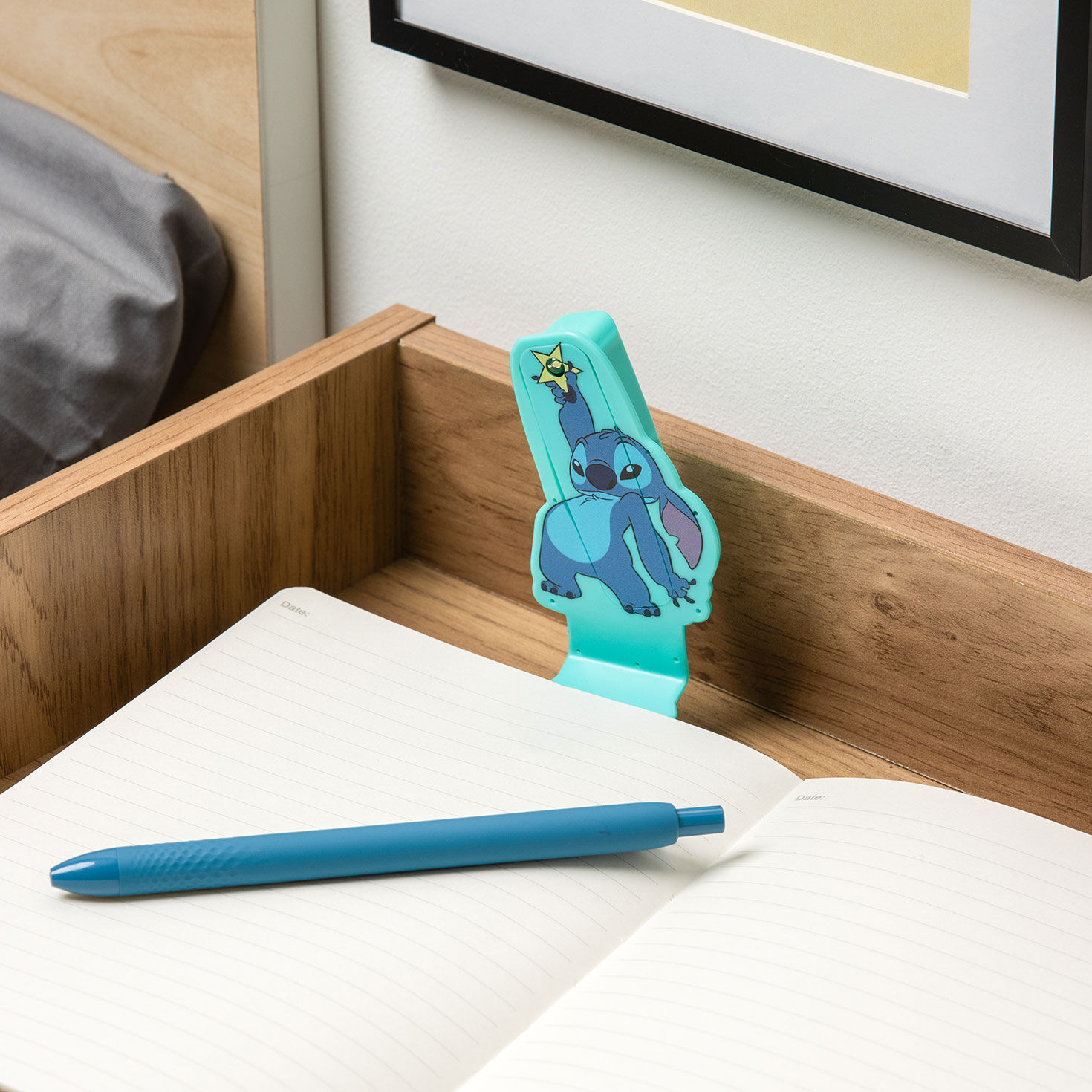 Paladone Disney Stitch Clip-On Bookmark With LED Reading Light - Desk ...
